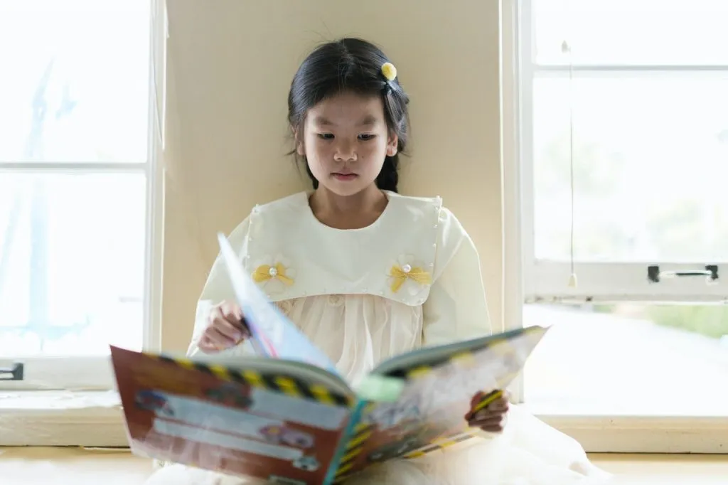 Why Is It Good For Children To Read? – Refu Blog in English